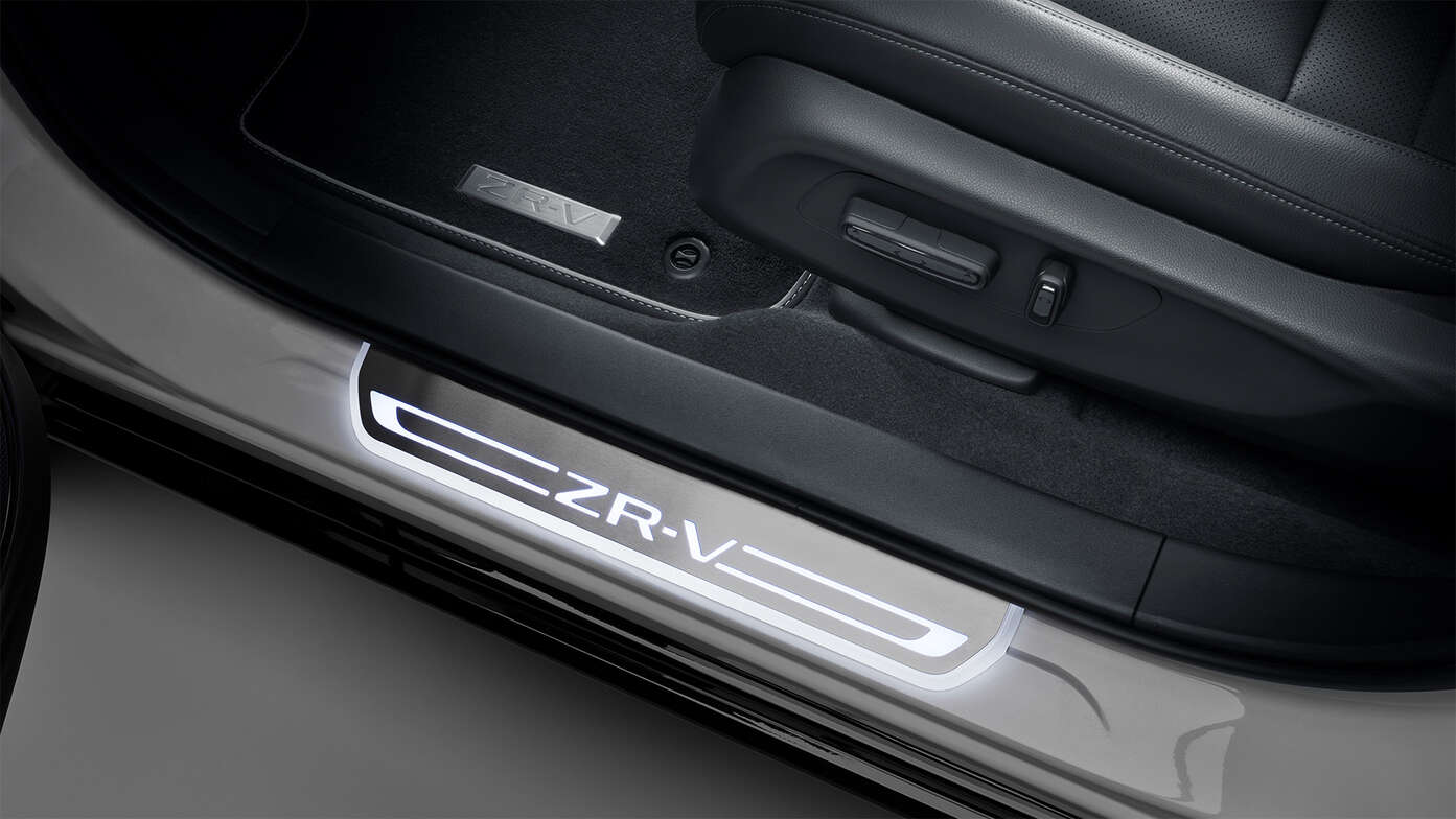 New Honda ZR-V Hybrid SUV 2023 Accessories | Honda